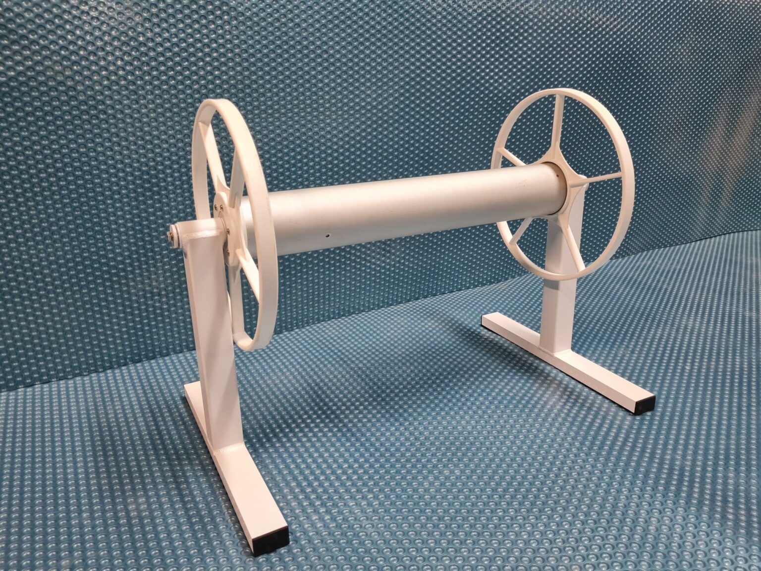 ST Swimming Pool Cover Rollers Online | Poseidon Pool Products